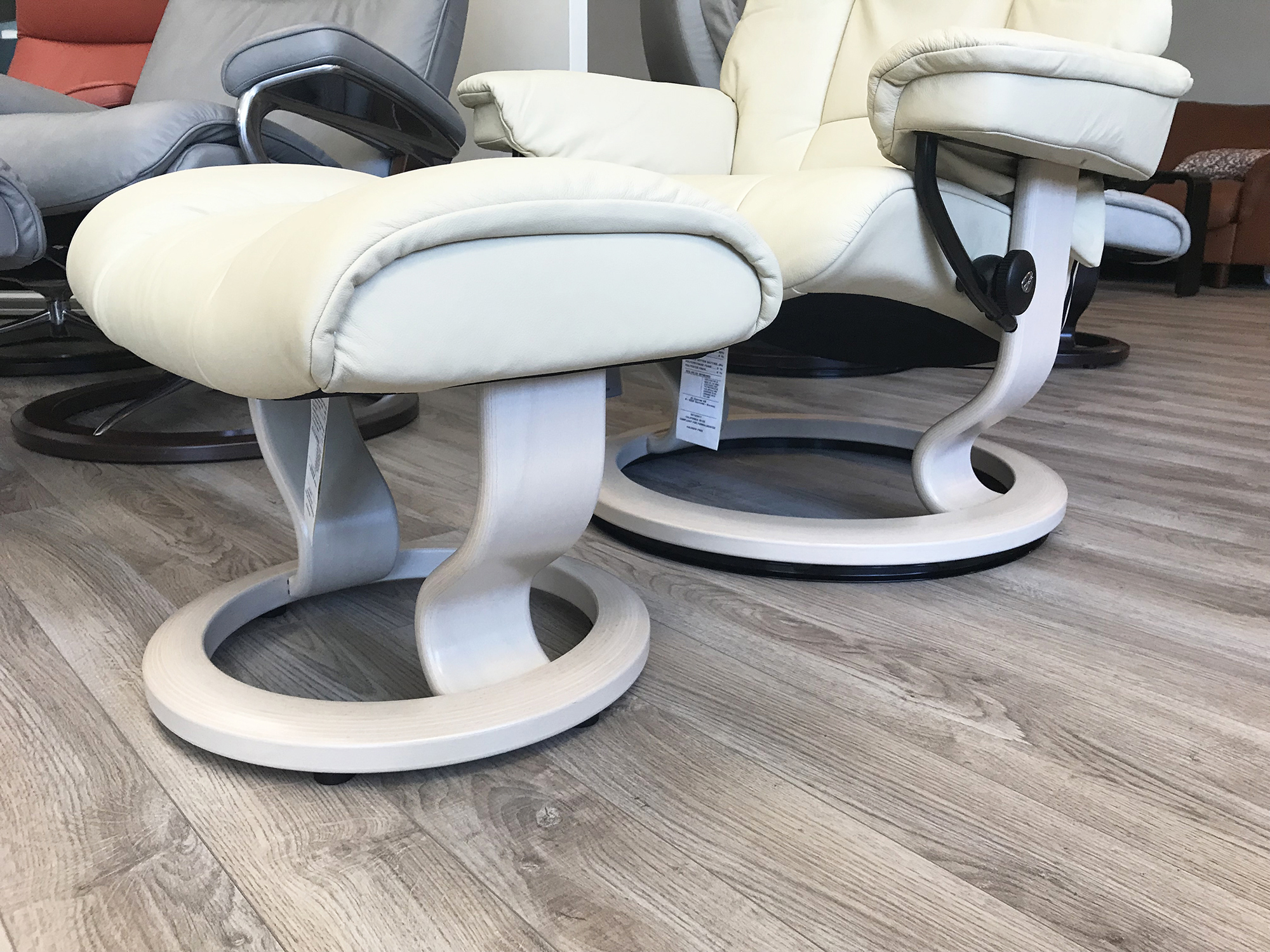 Stressless Recliner Chair Whitewash Oak 12 Wood Stain Colors by Ekornes